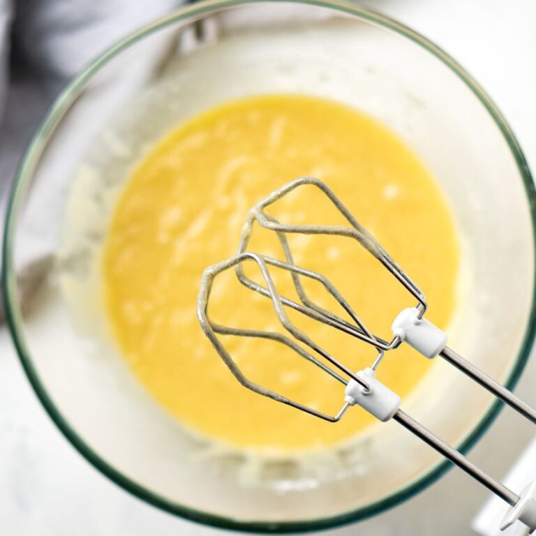 Mini Lemon Drop Cakes with Lemon Glaze