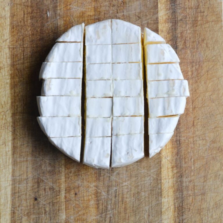 Best Cranberry Brie Bites Recipe - Top Recipes