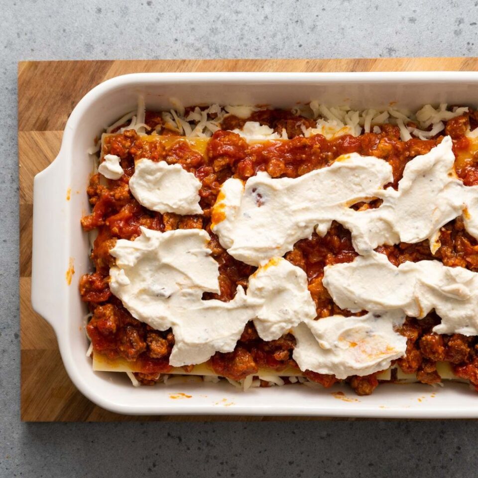 Easy Homemade Lasagna Recipe - Top Recipes