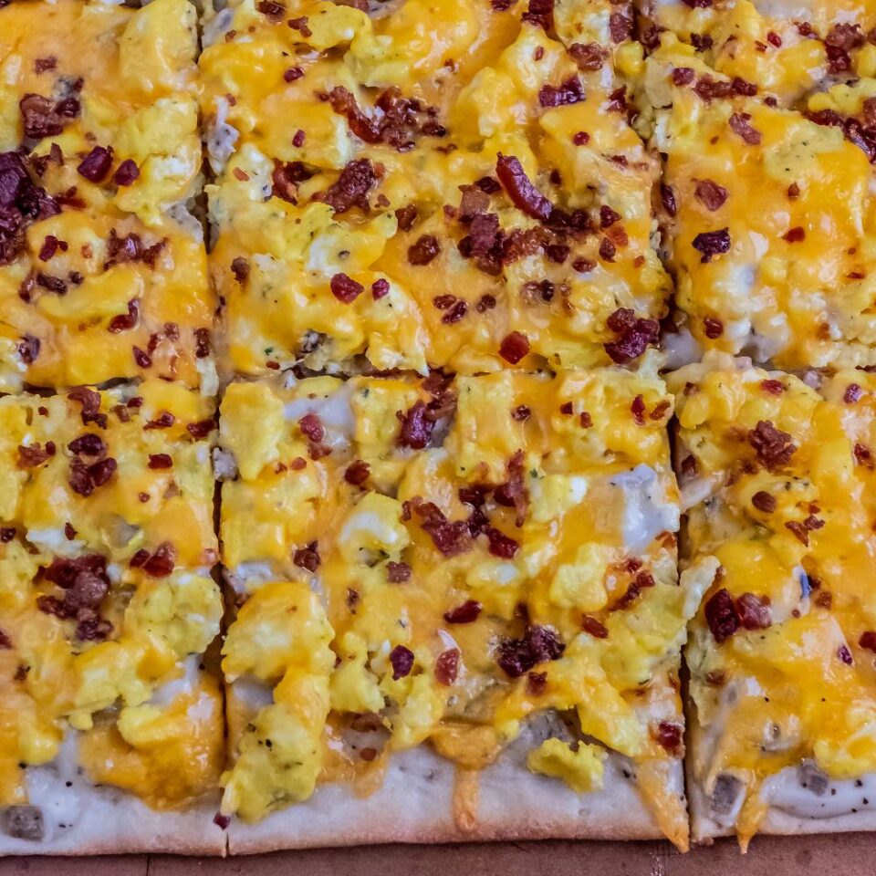 The Best Breakfast Pizza - Top Recipes